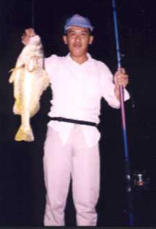 3-5kg-golden-snapper – Shoreangler